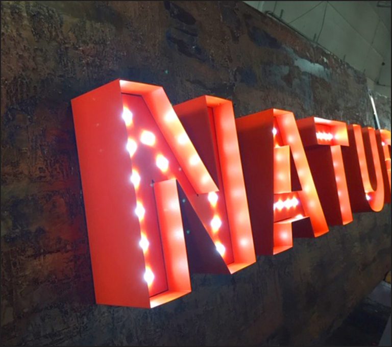 SPECIALTY SIGNS - Advanced Multisign