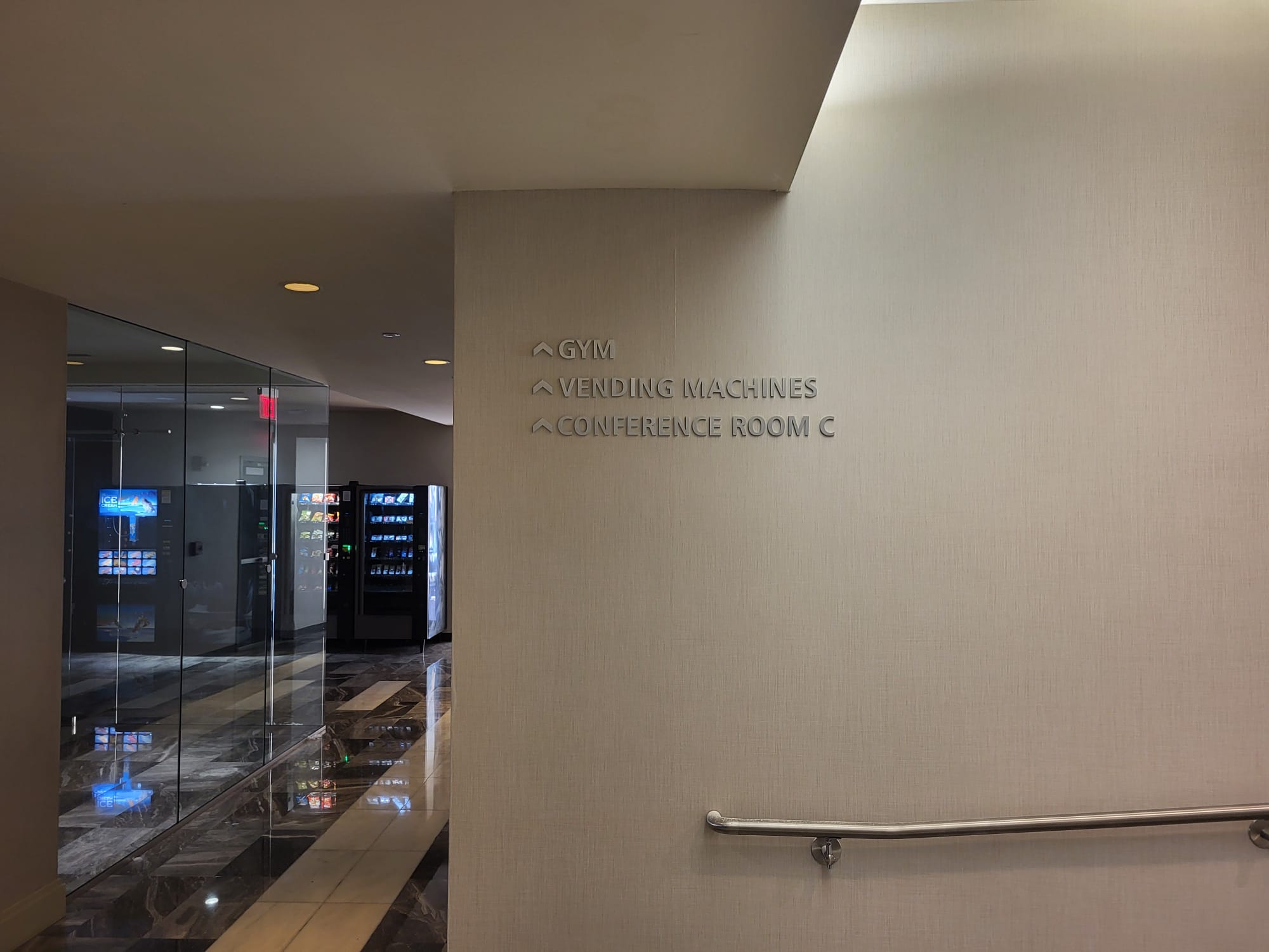 Hotel and Hospitality Signs - Advanced Multisign